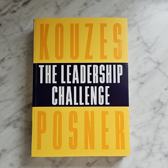 Levi's | Accents | New Yellow The Leadership Challenge Book | Poshmark